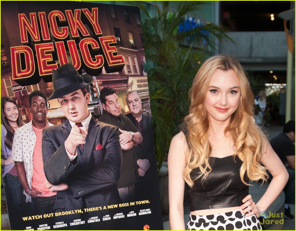 Noah Munck & Victory Van Tuyl: 'Nicky Deuce' Hollywood Premiere | Photo ...