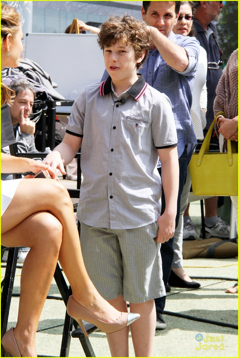 Nolan Gould: 'Extra' Appearance at The Grove | Photo 557369 - Photo ...
