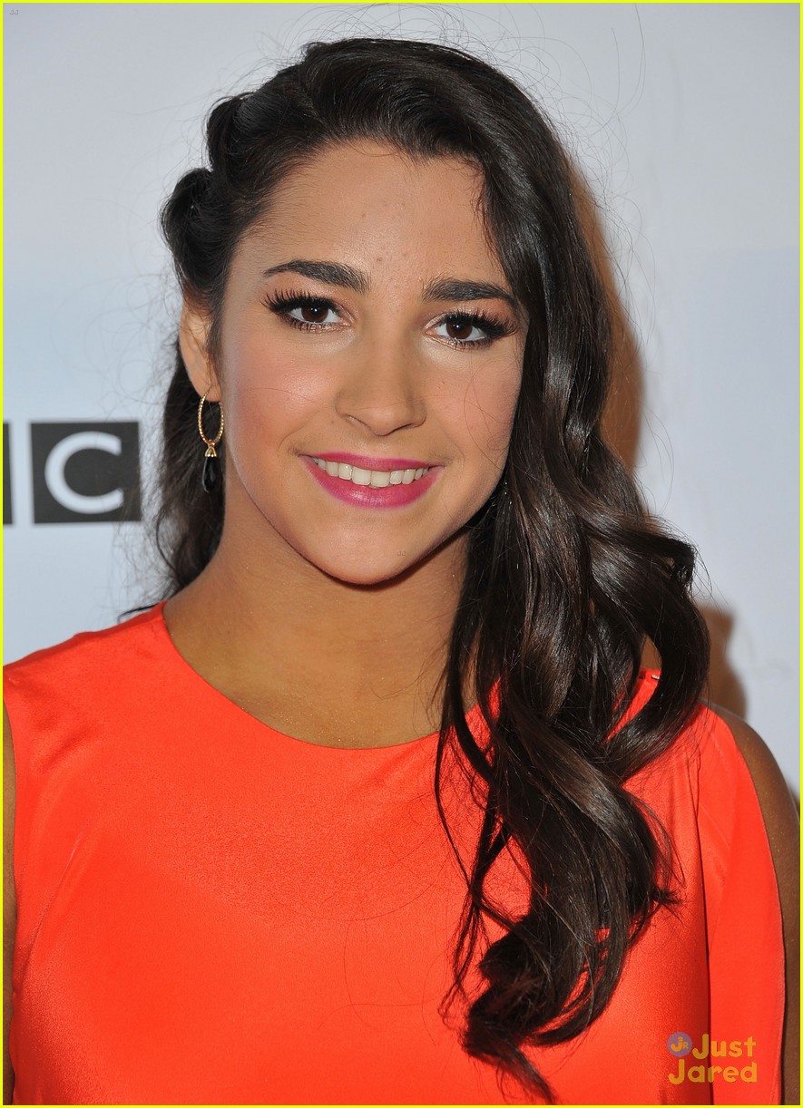 Zendaya & Aly Raisman: 'Dancing With The Stars' 300th Celebration ...