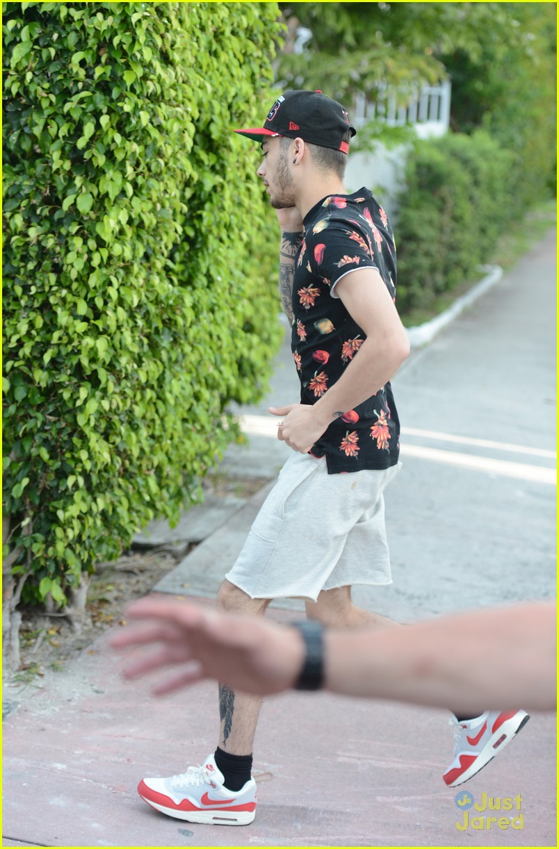 One Direction: Early Morning Studio Session | Photo 568440 - Photo ...