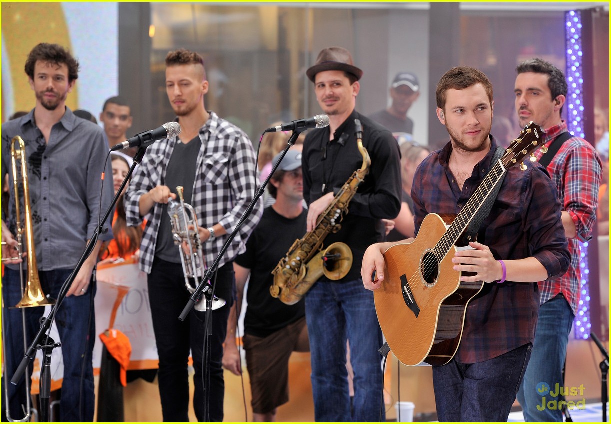 Phillip Phillips: 'Today Show' Performer! | Photo 573335 - Photo ...