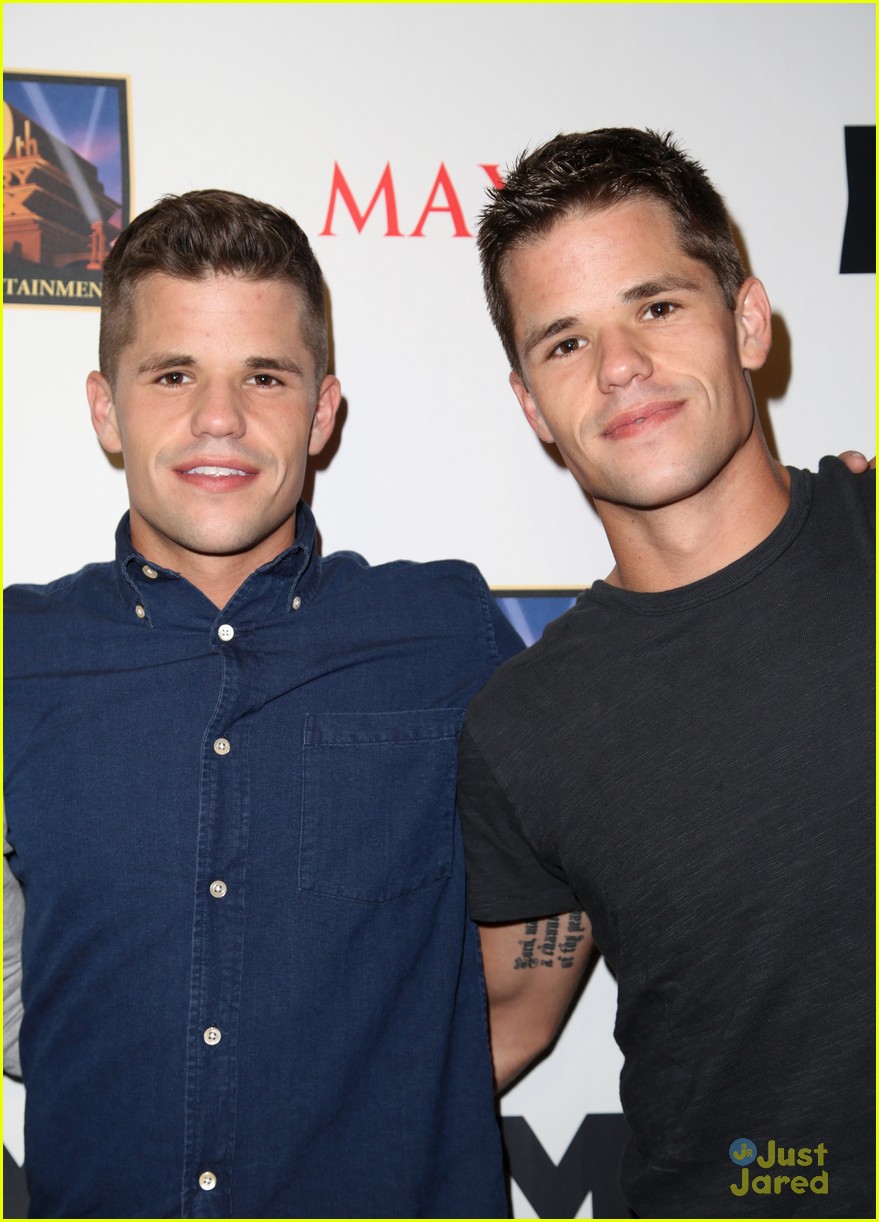 Tyler Posey & Tyler Hoechlin: Maxim Comic-Con Party! | Photo 579011 ...