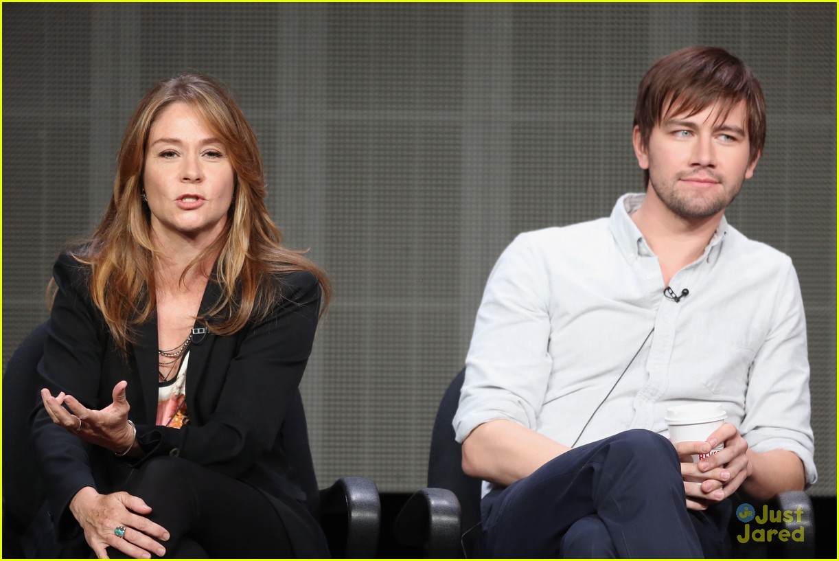 Adelaide Kane & Toby Regbo: 'Reign' at TCA Summer Press Tour | Photo ...