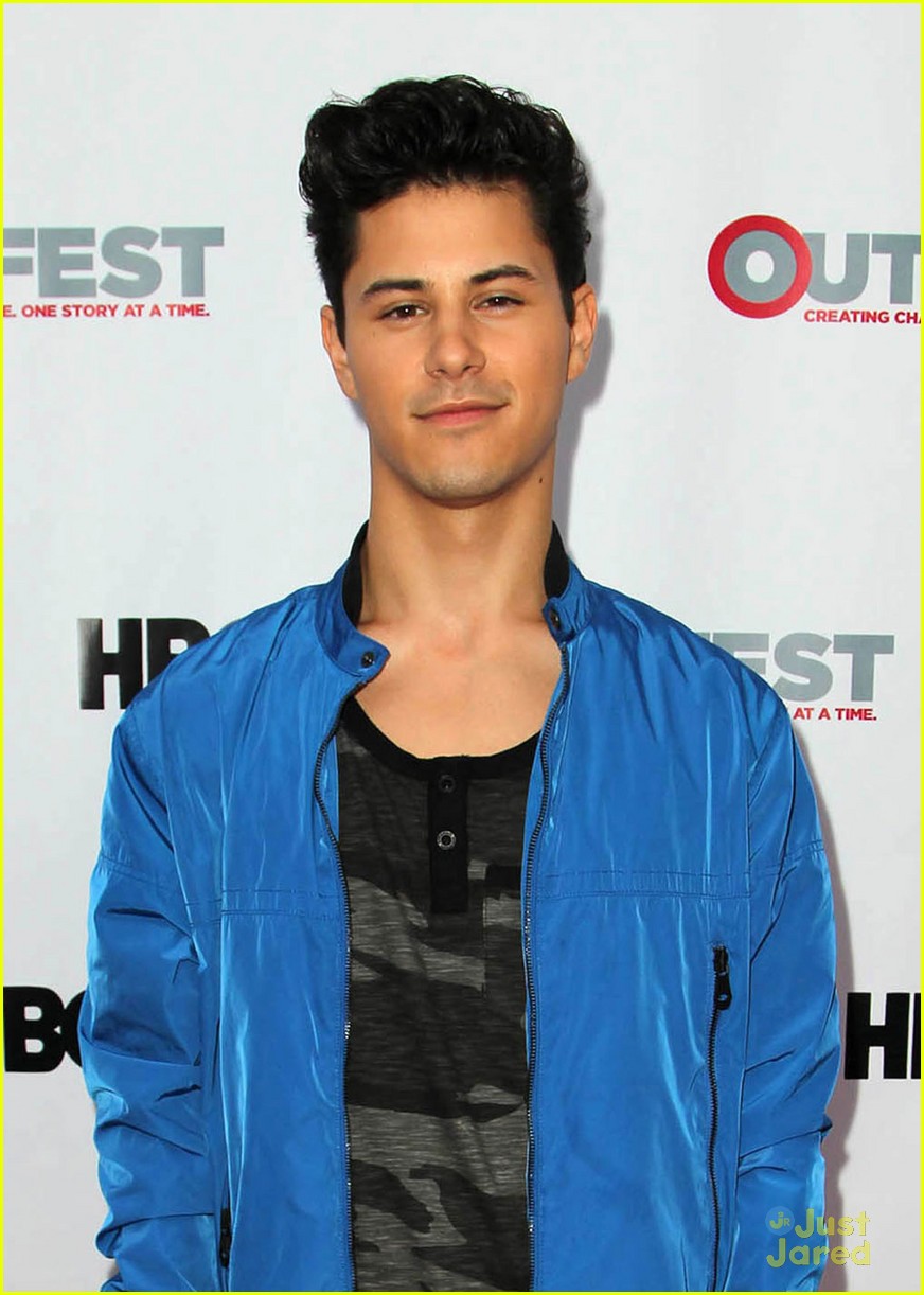 Michael J. Willett Closes Outfest with 'G.B.F.' | Photo 579857 - Photo ...