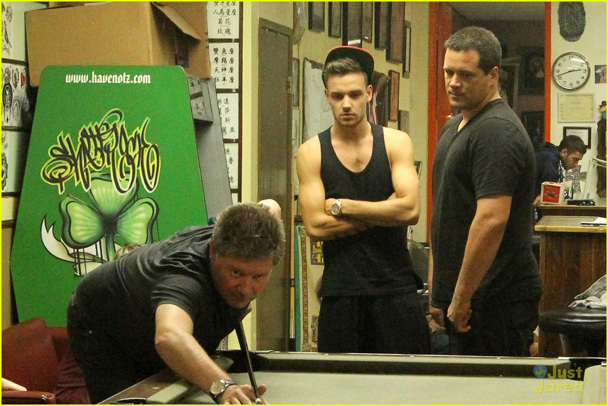 One Direction: Playing Pool with Pals! | Photo 585944 - Photo Gallery ...