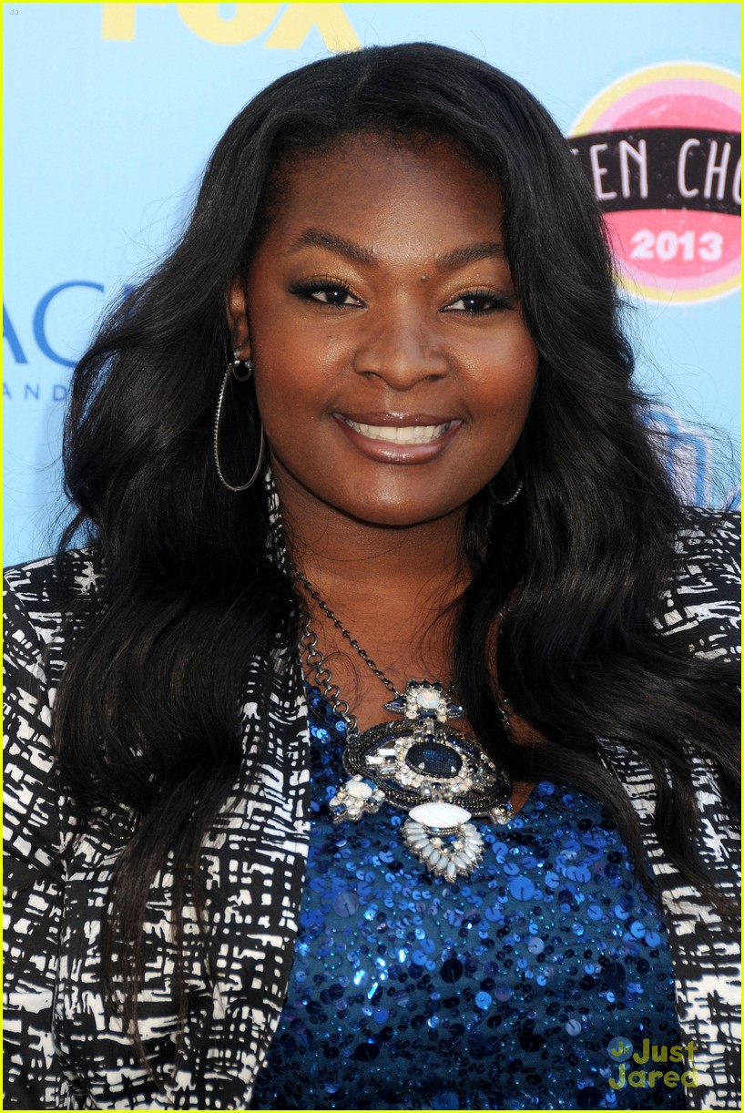 Candice Glover & Jessica Sanchez - Teen Choice Awards 2013 | Photo ...