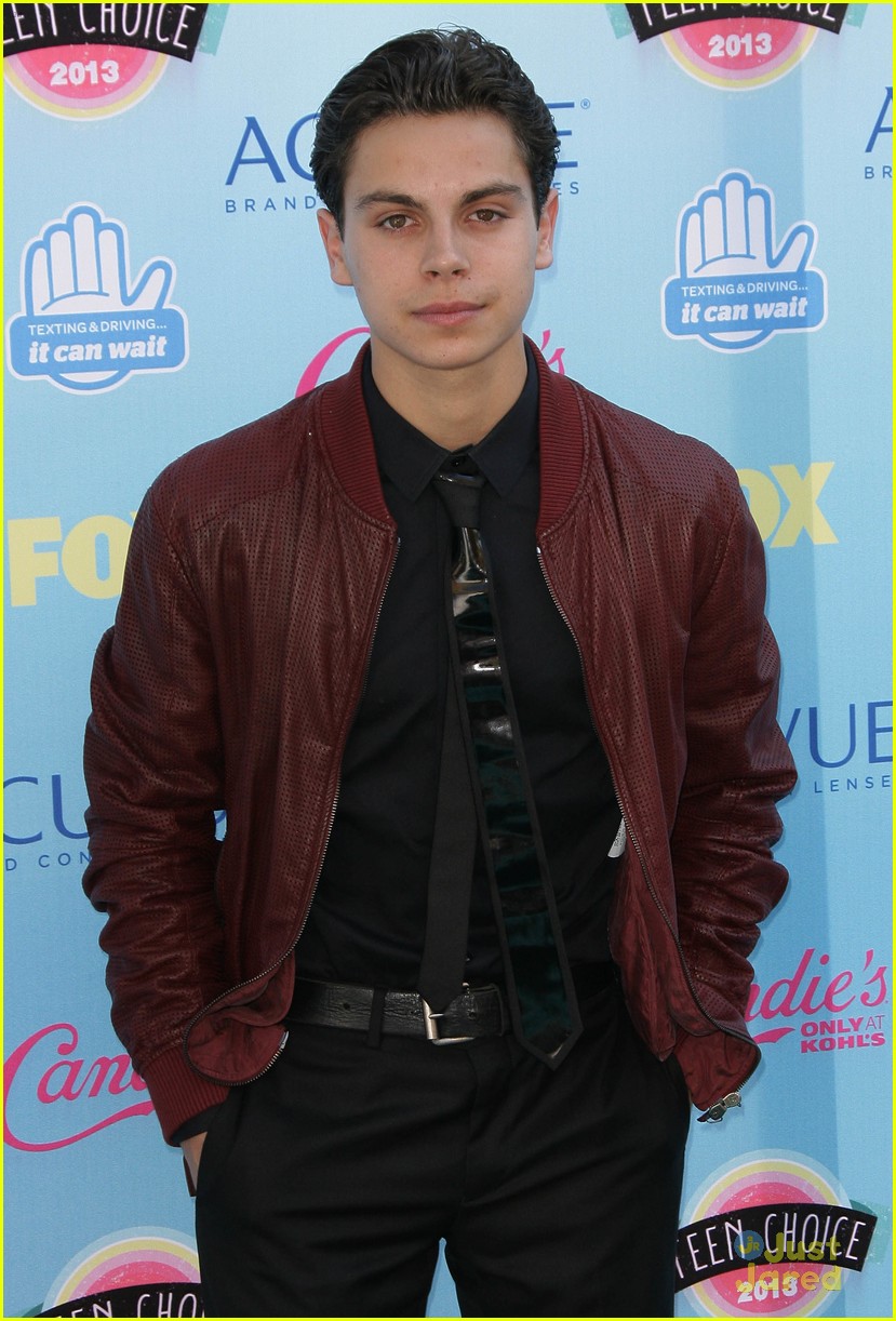 Jake T. Austin & Cierra Ramirez - Teen Choice Awards 2013 | Photo ...