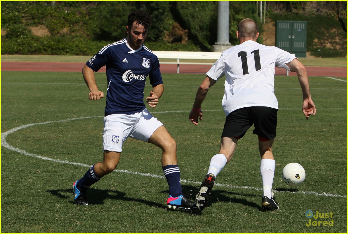 Jonas Brothers: Charity Soccer Game Guys! | Photo 589034 - Photo ...