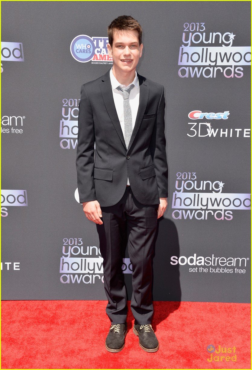 AnnaSophia Robb & Liam James - Young Hollywood Awards 2013 | Photo ...