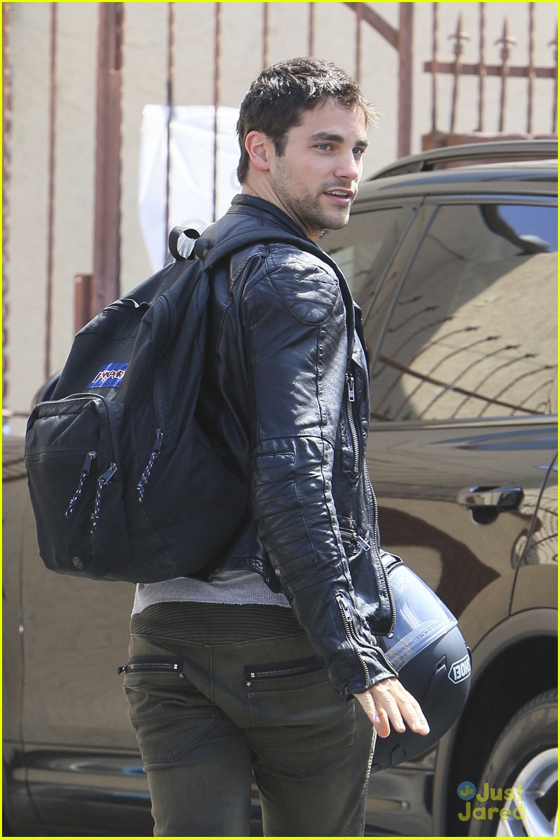 Brant Daugherty: Looking Out For Corbin Bleu | Photo 599270 - Photo ...