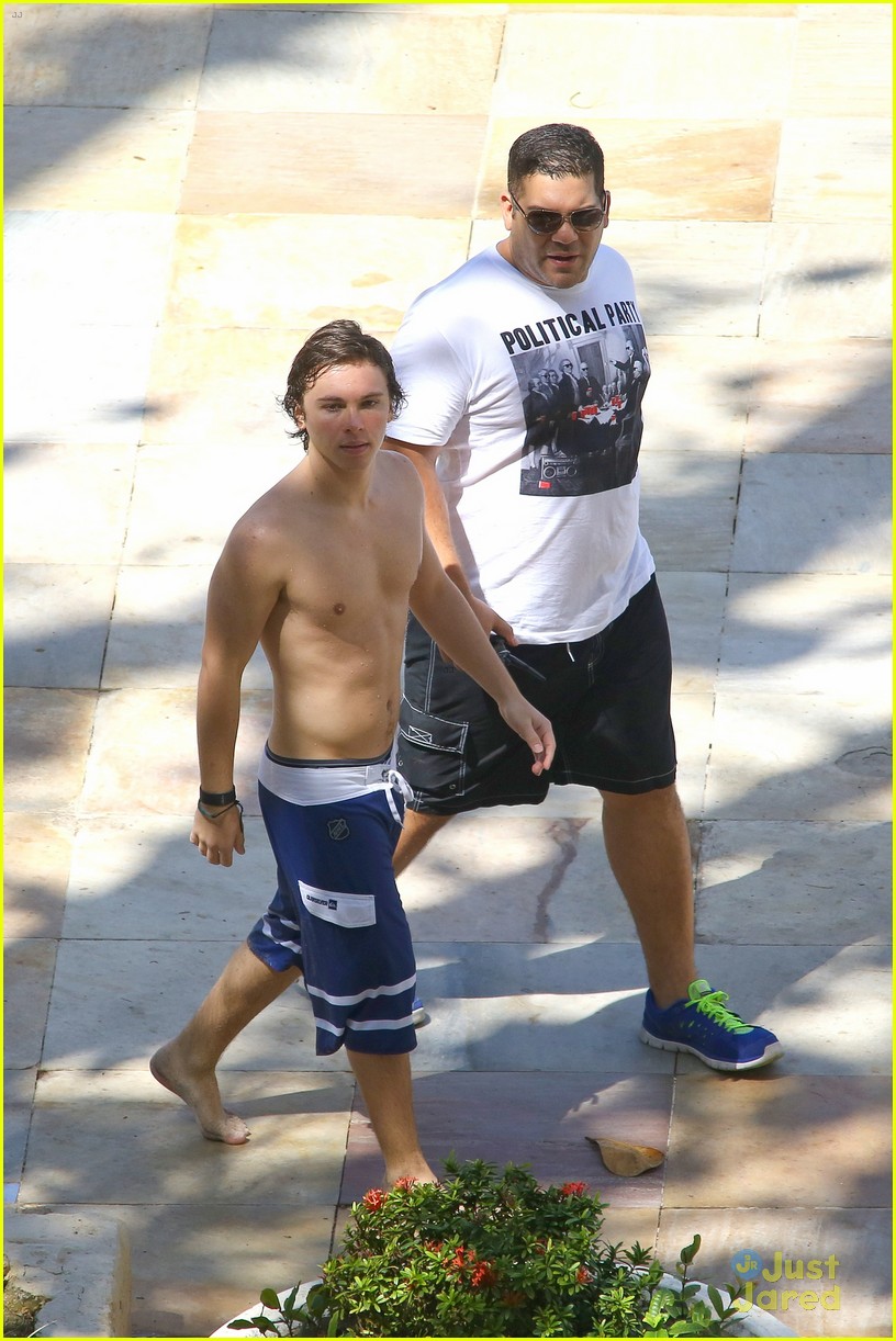 Emblem3: Shirtless Brazilian Beach Boys! | Photo 593477 - Photo Gallery ...
