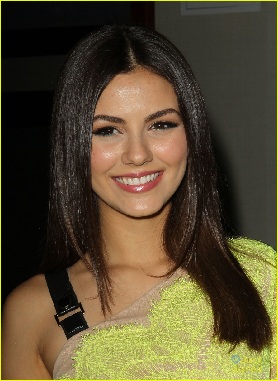 Victoria Justice: Voices On Point Gala | Photo 595240 - Photo Gallery ...