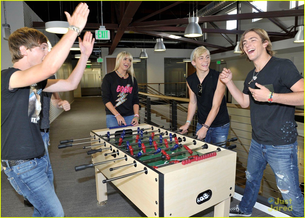 R5 Celebrates 'Louder' Album Release! | Photo 601724 - Photo Gallery ...