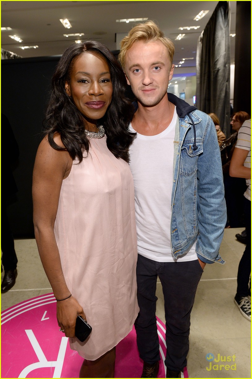 Tom Felton: 'I'm A Big Directioner' | Photo 596178 - Photo Gallery | Just Jared Jr.