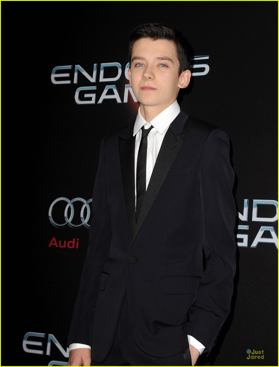 Asa Butterfield: 'Ender's Game' Hollywood Premiere | Photo 612347 ...
