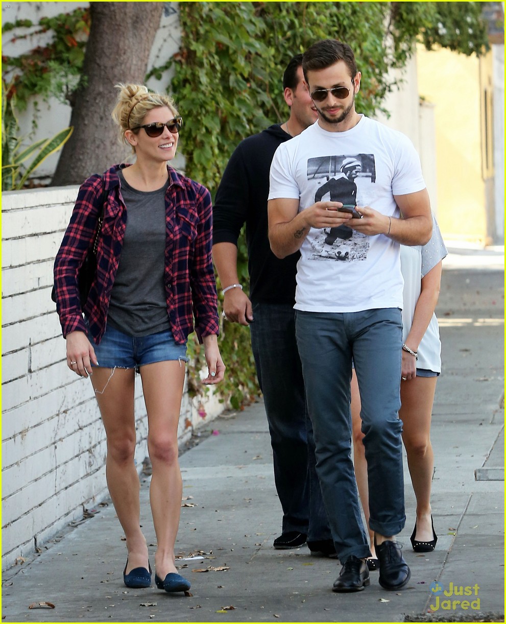 Ashley Greene & Paul Khoury Hang with Friends | Photo 604448 - Photo ...