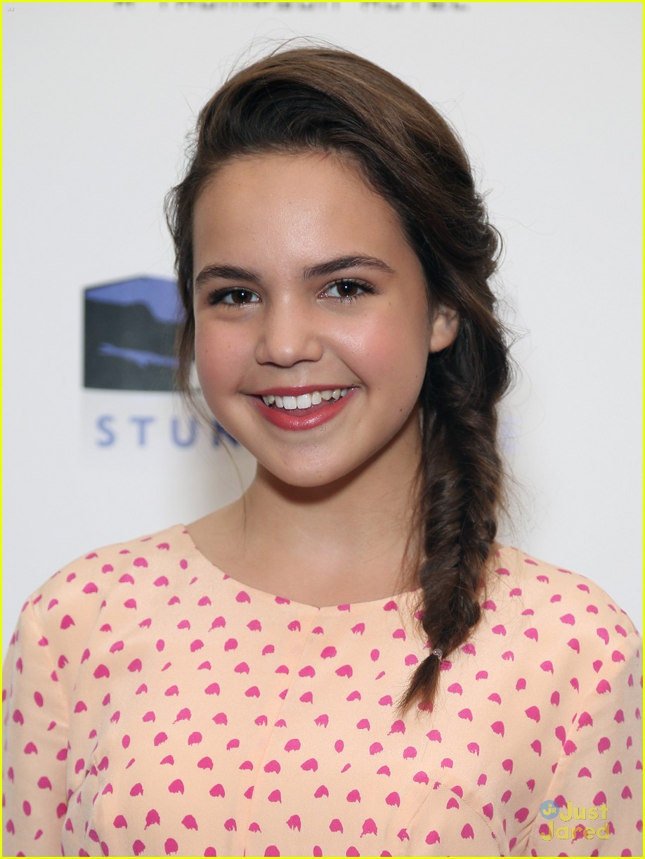 Bailee Madison & Jake T. Austin: Saving Spot! Fundrasier | Photo 607516 ...