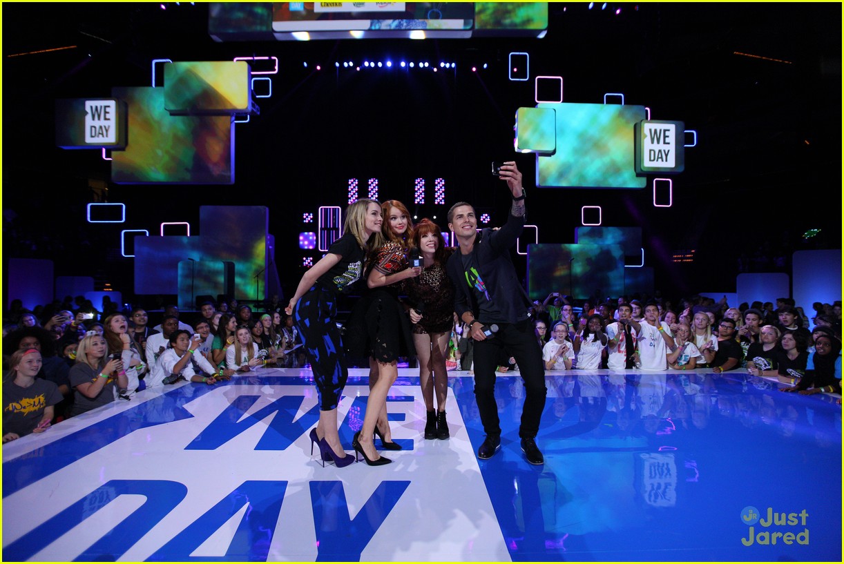 Carly Rae Jepsen, Fifth Harmony, Jonas Brothers & More: We Day 2013 in ...