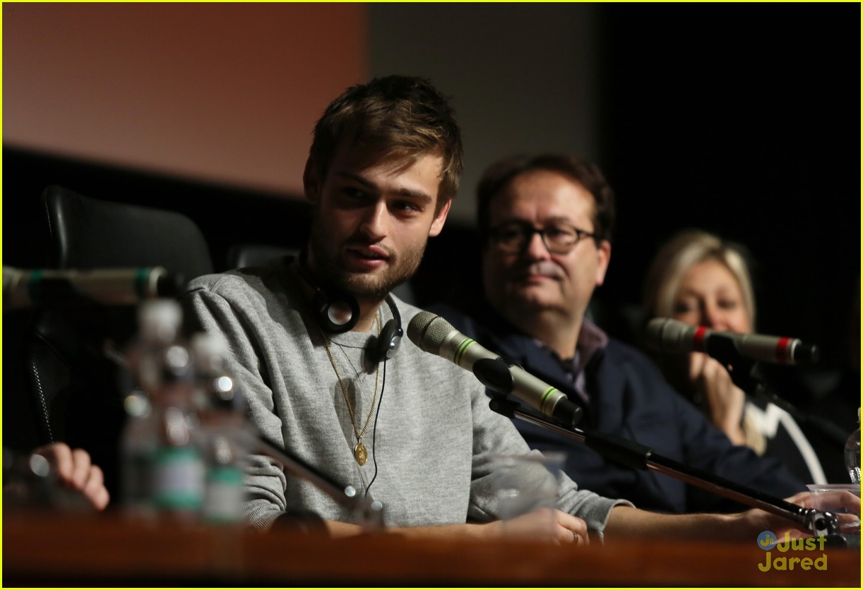 Douglas Booth: 'Romeo and Juliet' at Rome Film Festival 2013 | Photo ...