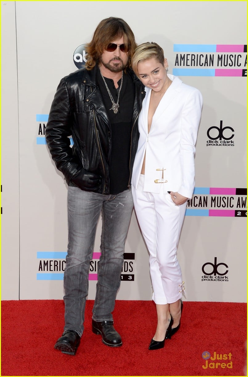 Miley Cyrus - AMAs 2013 After 21st Birthday! | Photo 621234 - Photo ...
