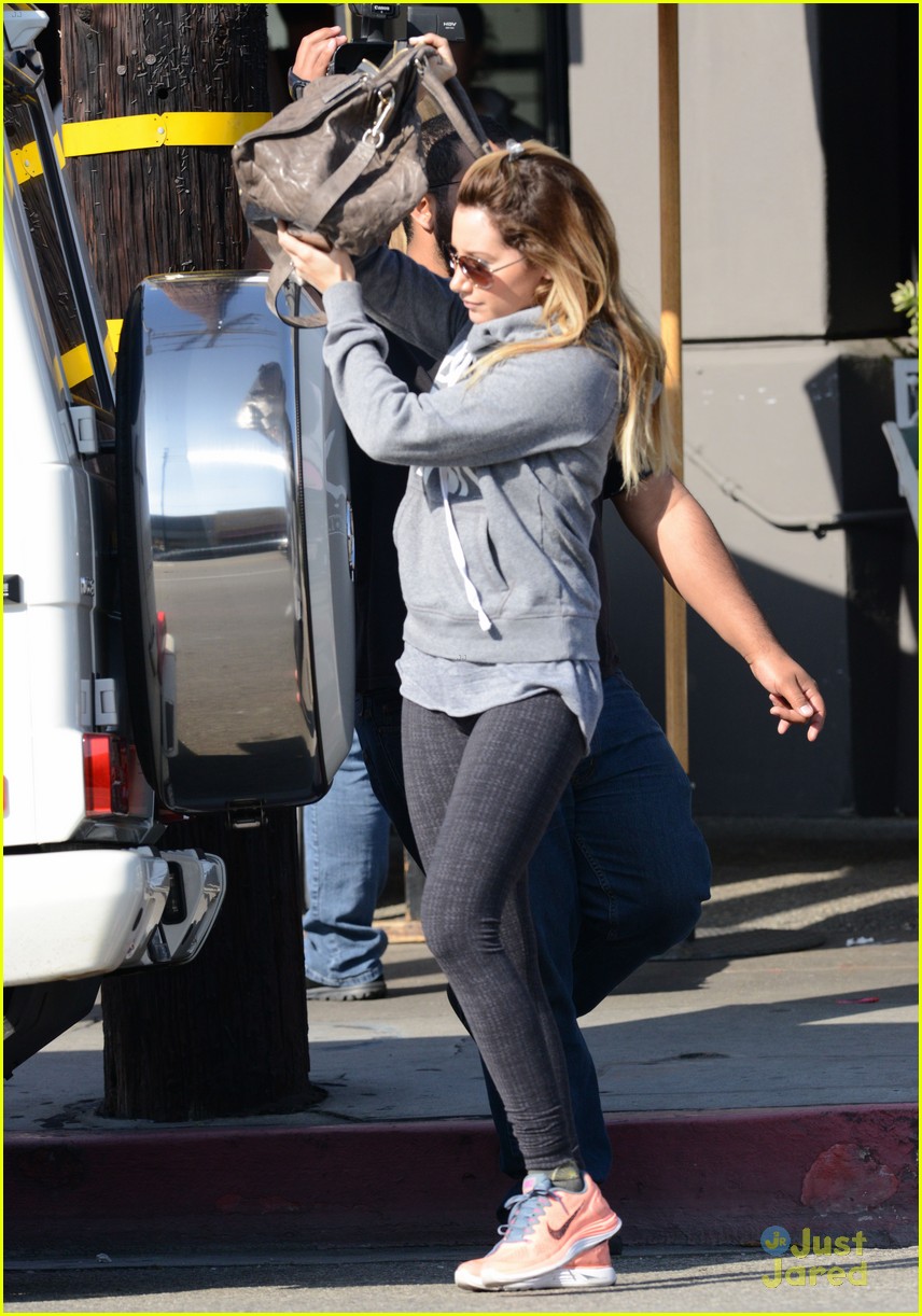 Ashley Tisdale Wishes Niece Mikayla Happy Birthday on Instagram | Photo ...