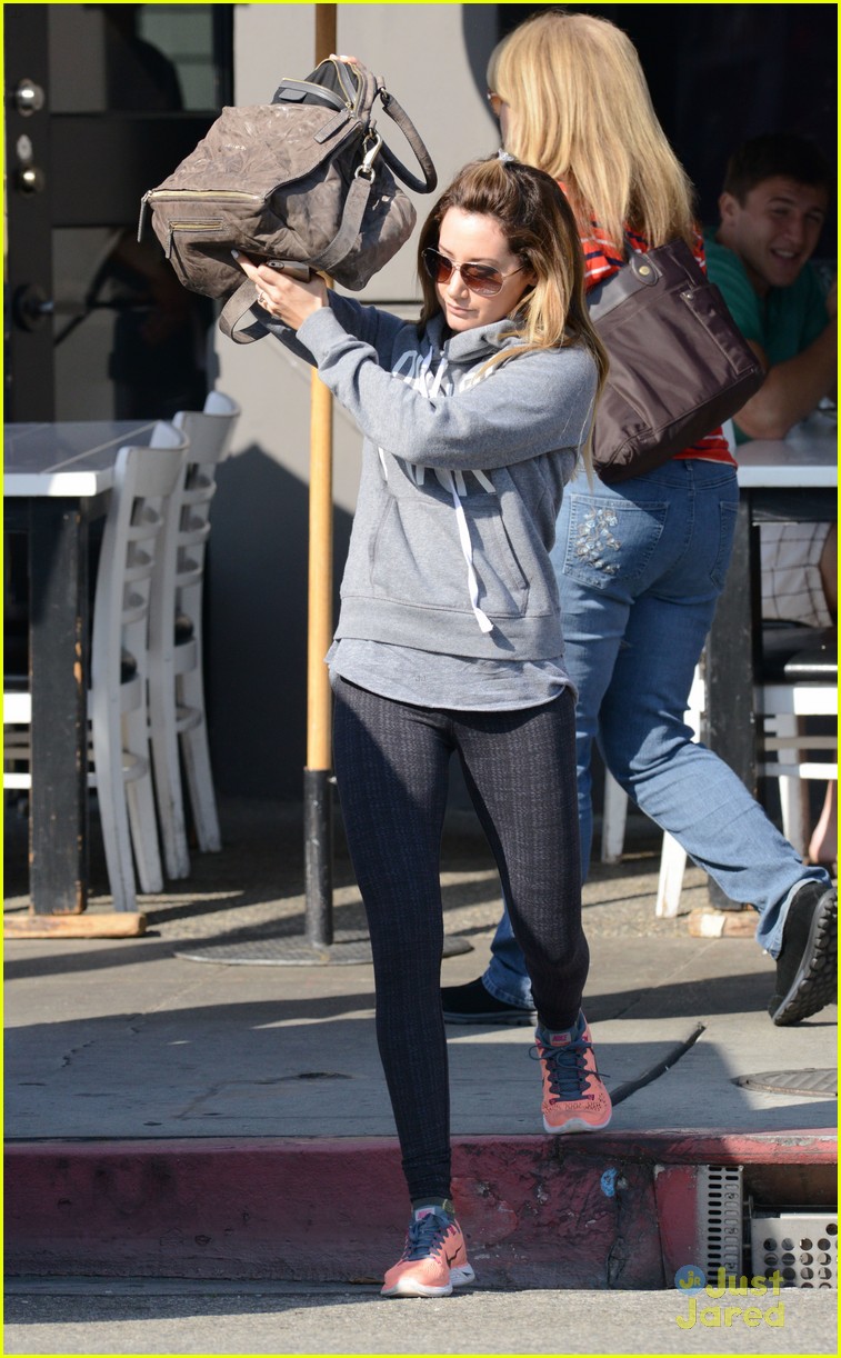 Ashley Tisdale Wishes Niece Mikayla Happy Birthday on Instagram | Photo ...
