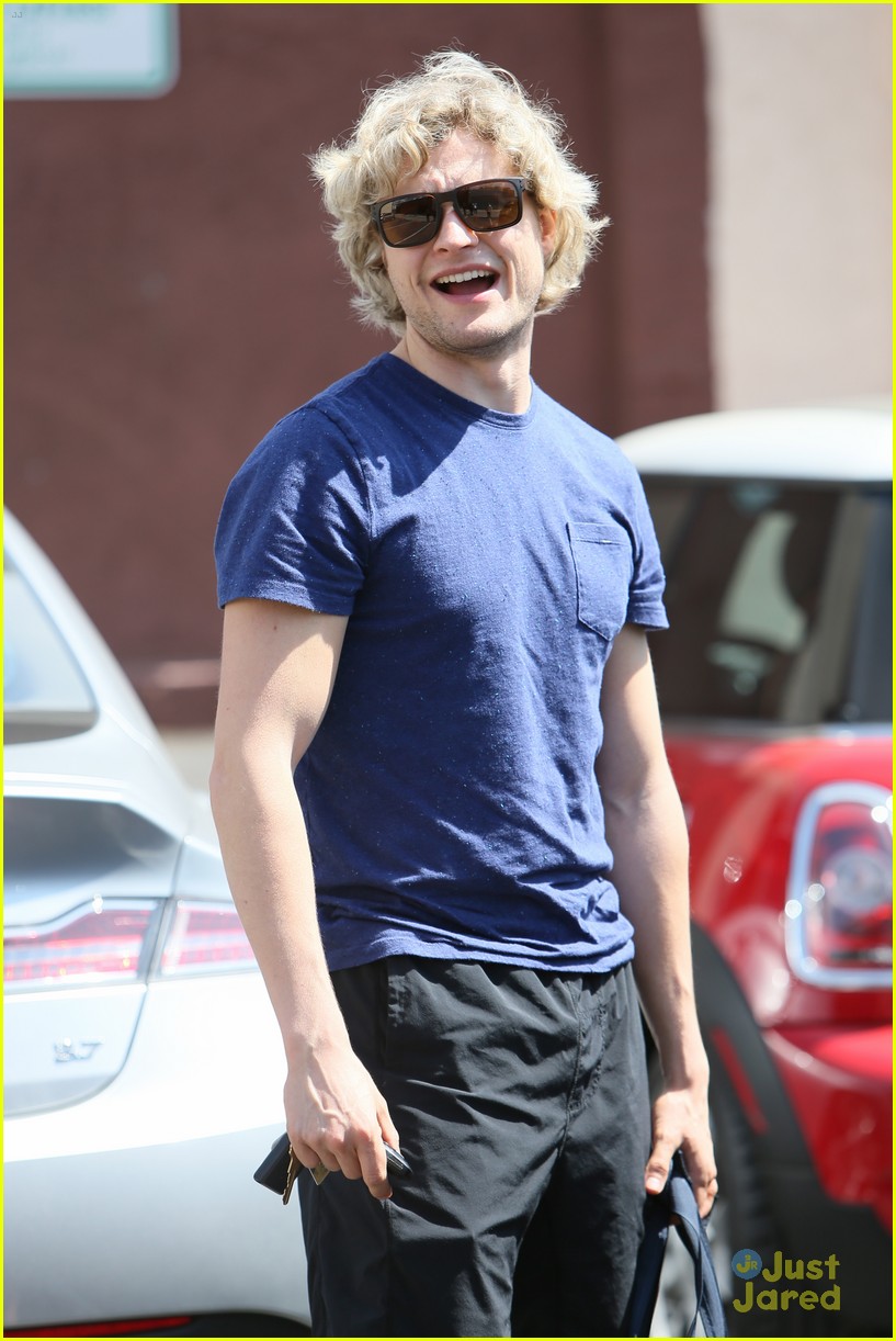 Charlie White Is Still Answering Questions About Meryl Davis Show-mance ...