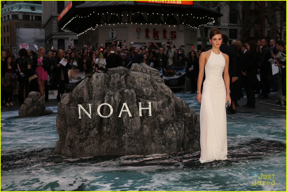 Emma Watson's Leg Takes Center Stage at 'Noah' London Premiere | Photo ...
