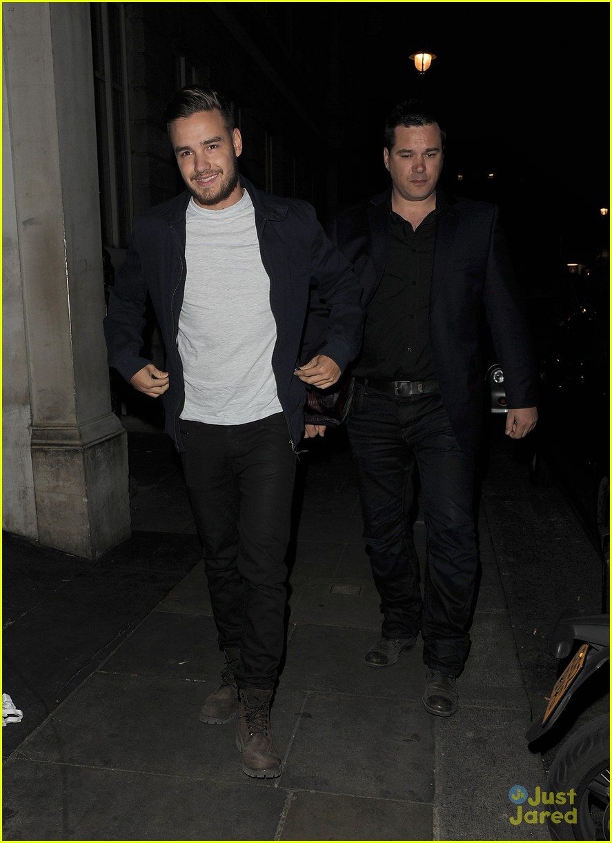 One Direction Releasing 'Midnight Memories' Limited Edition Vinyl for ...