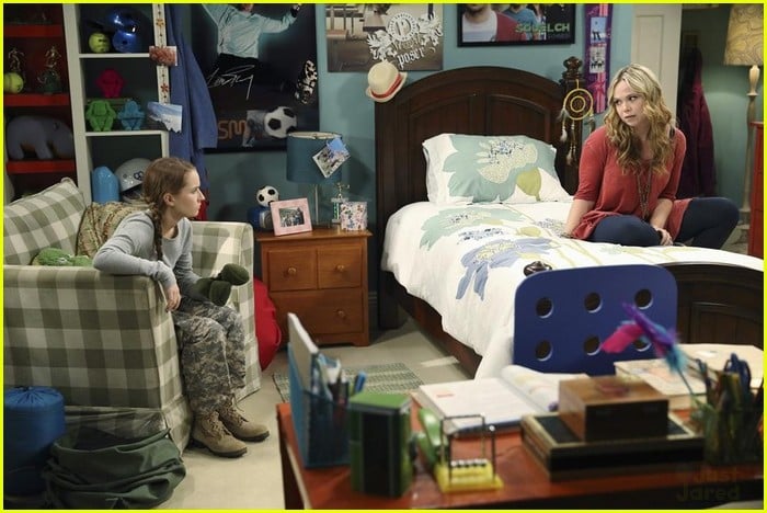 Kaitlyn Dever: Secret Boyfriend on 'Last Man Standing' | Photo 650062 ...