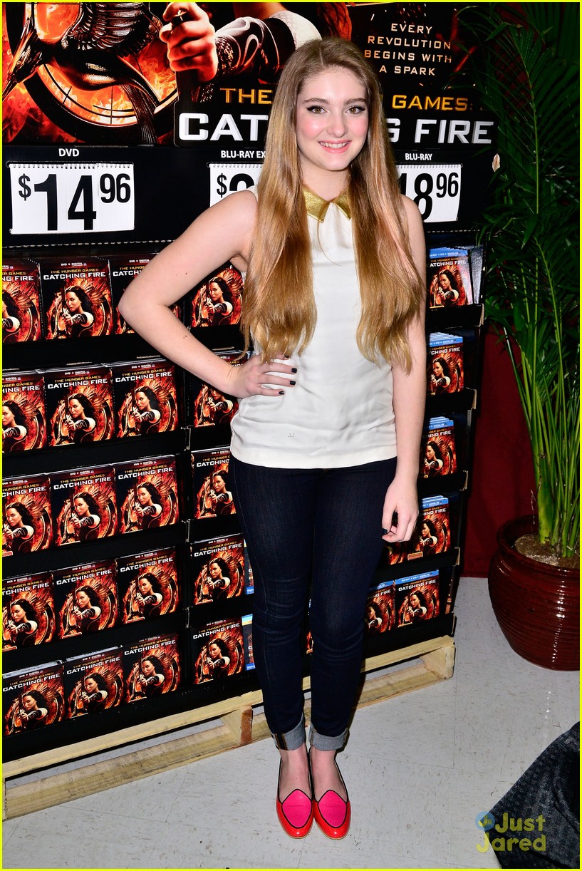 Willow Shields: 'Extra' Appearance After 'Catching Fire' Ring Pop ...