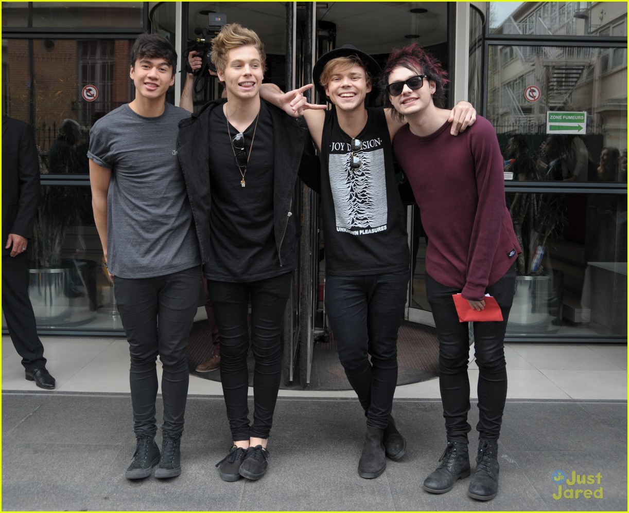 5 Seconds Of Summer Hit Up NRJ Radio in Paris Before Showcase | Photo ...