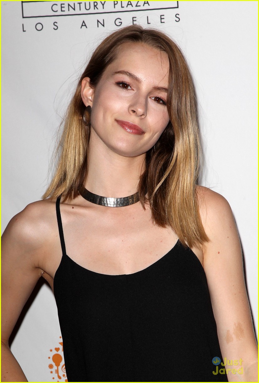 Bridgit Mendler: Lacy Lady at Race To Erase MS Gala | Photo 671135 ...
