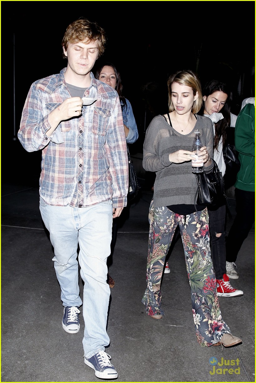 Evan Peters Says First Kiss with Emma Roberts was 'Really Awkward ...