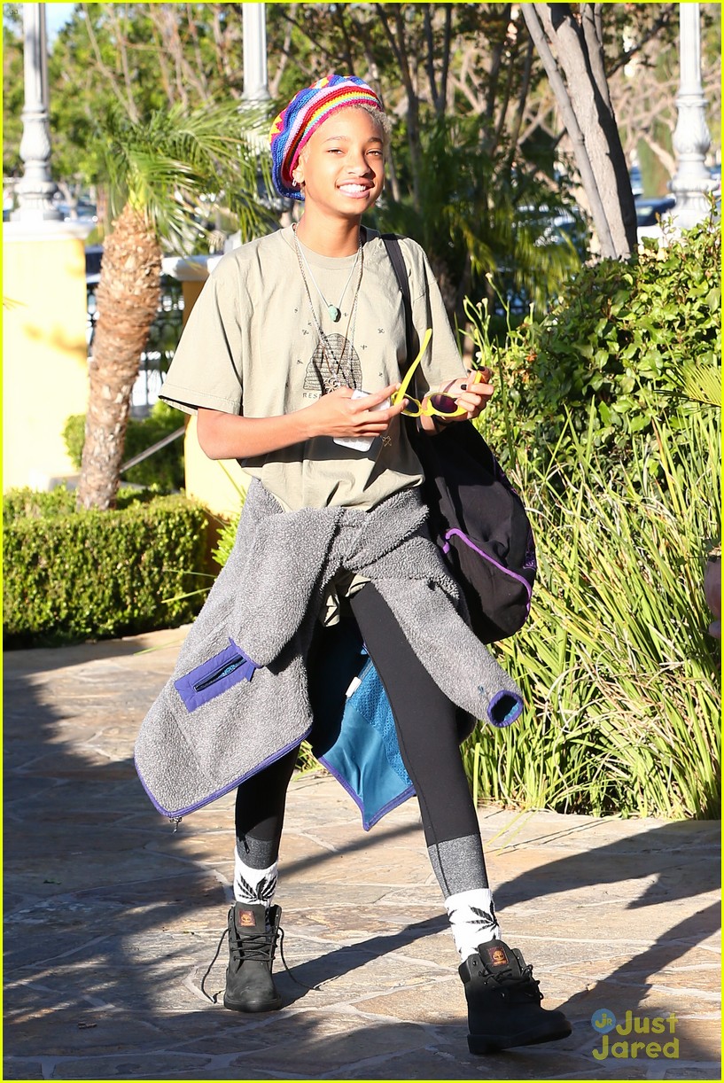 Willow Smith 'Celebrates Life' by Stopping at Her Favorite Sushi Spot ...