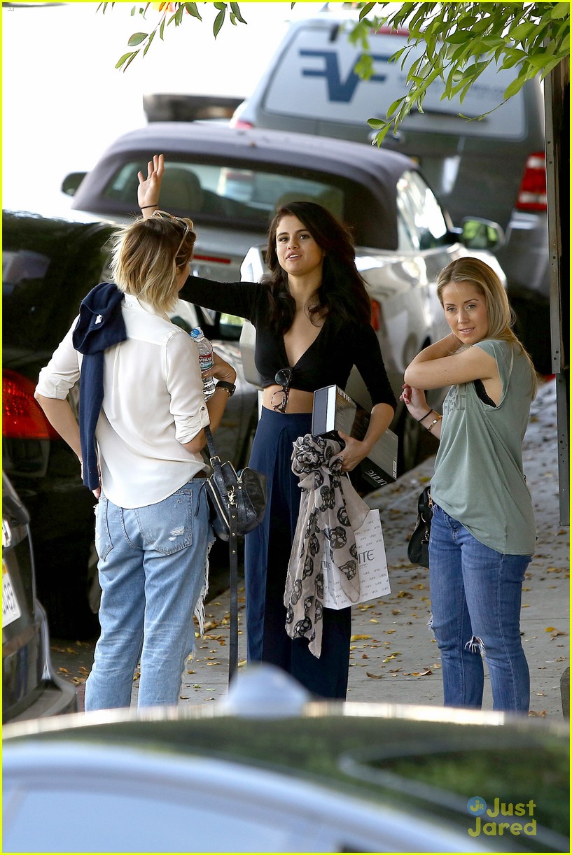 Selena Gomez Steps Out After Miley Cyrus Cardboard Cut-Out Controversy ...