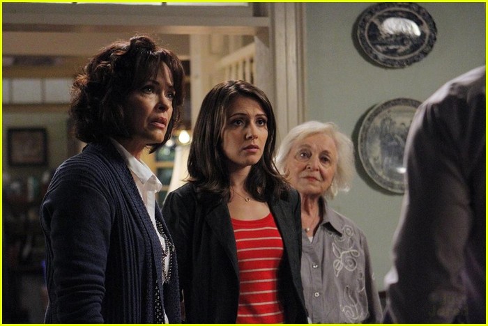 It's Time For April To Tell Her Family About Her Cancer in 'Chasing ...