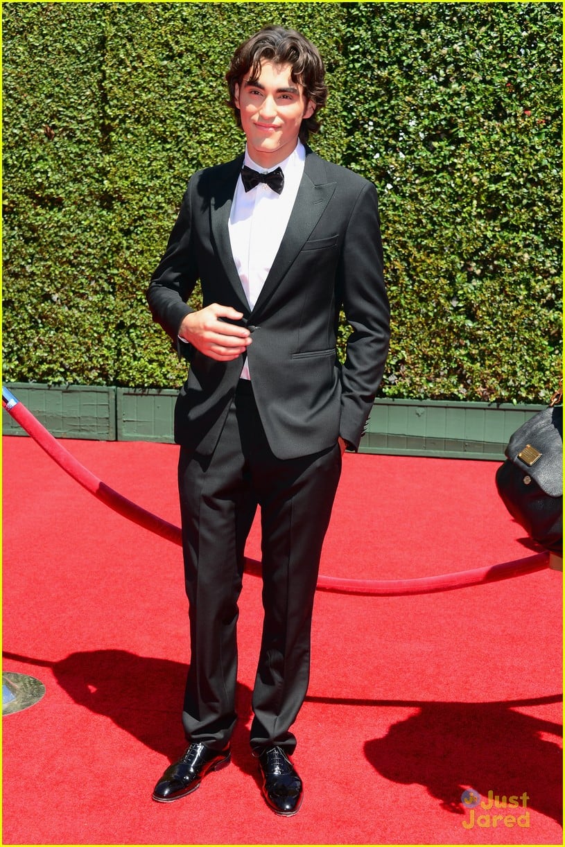 The 'Dog with a Blog' Cast Gets All Dressed for the Creative Emmys ...