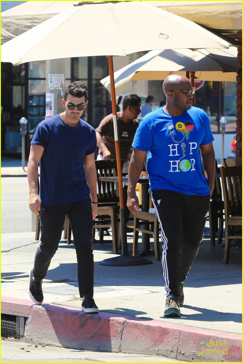 Joe Jonas Visits Alfred Coffee & Kitchen Twice in One Week | Photo ...