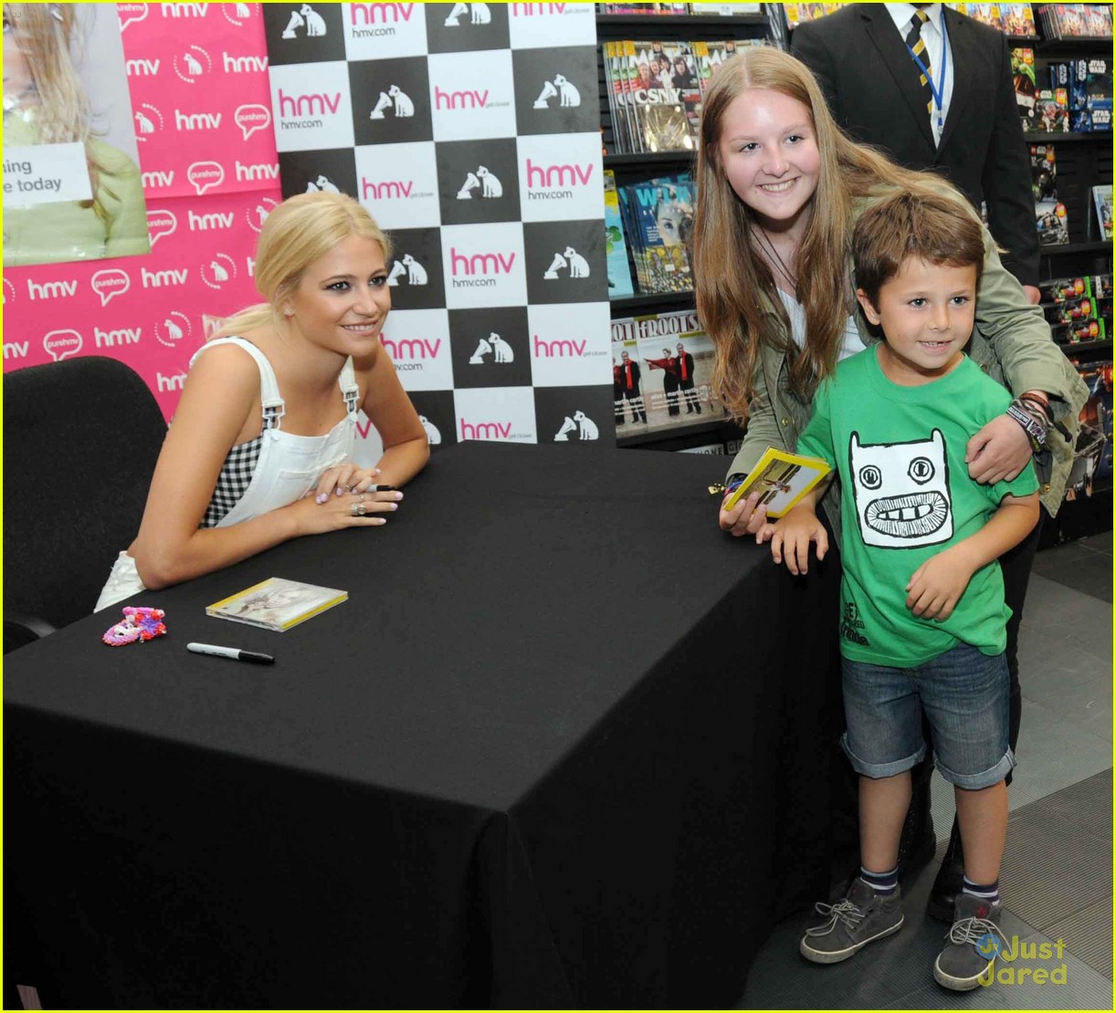 Pixie Lott Couldn't Wait To See Fans in Glasgow at HMV Signing | Photo ...