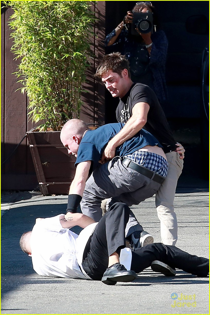 Zac Efron Gets Into Fist Fight On 'We Are Your Friends' Set | Photo ...