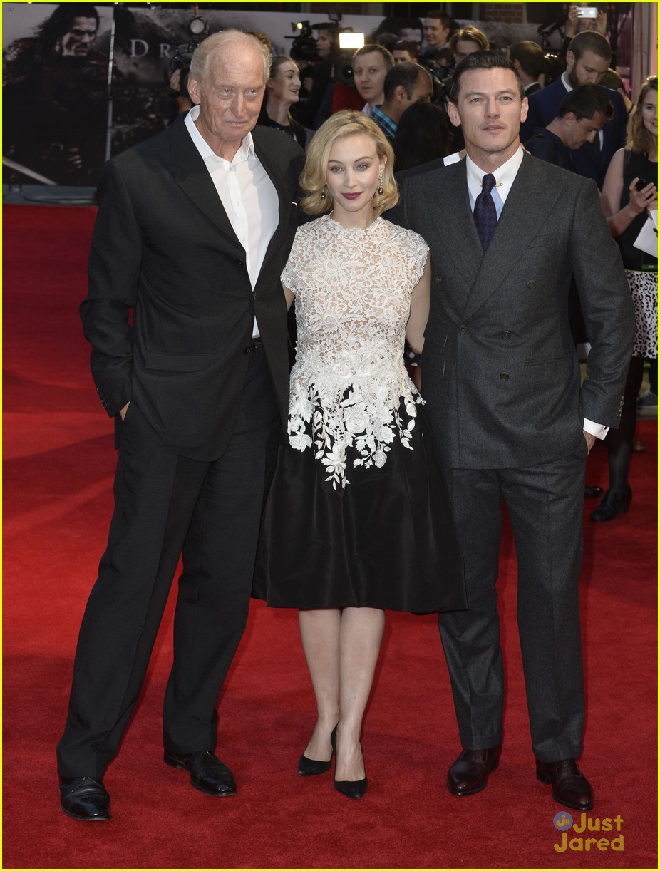 Sarah Gadon Takes Female Lead Role In '9th Life of Louis Drax'! | Photo ...