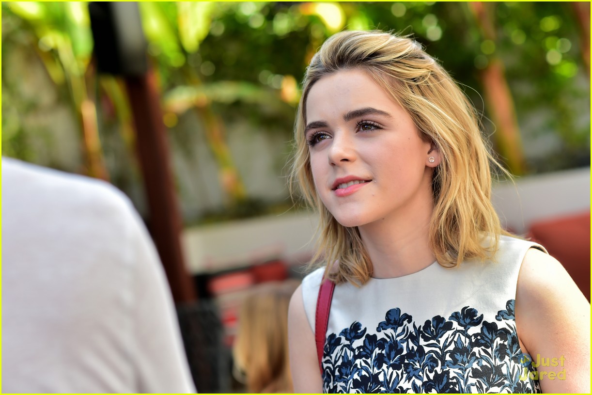 Kiernan Shipka Binge-Watched 'Mad Men' | Photo 732274 - Photo Gallery ...