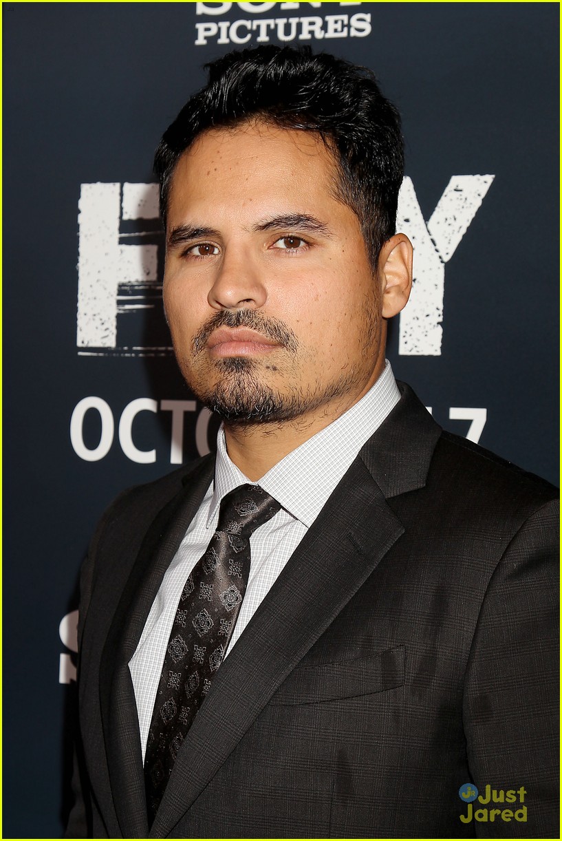 Logan Lerman & Leven Rambin Have a 'Percy Jackson' Reunion in DC ...