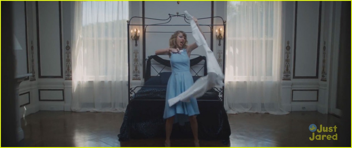 Taylor Swift's 'Blank Space' Video is Here for Real This Time! | Photo ...