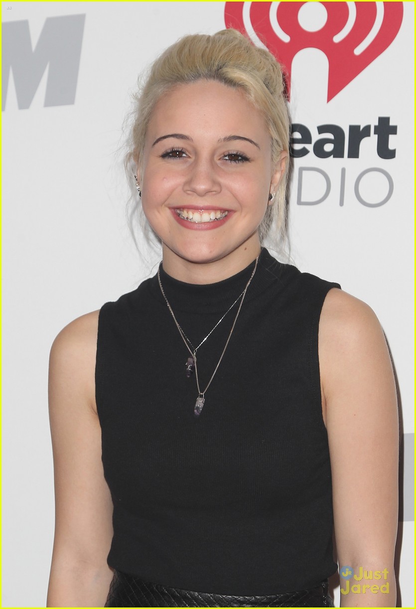 Bea Miller Rocked Out KIIS FM's Jingle Ball Even Though She Didn't ...