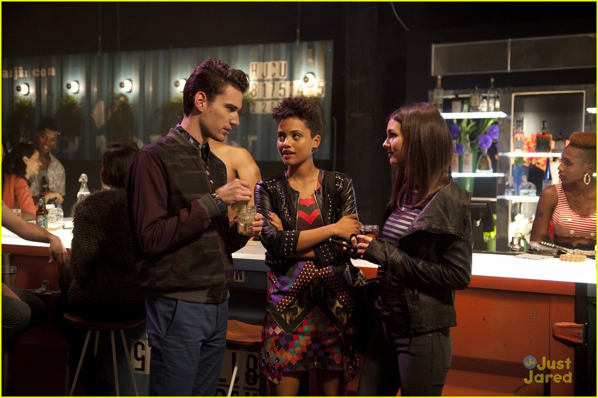 Get A First Look at Victoria Justice in 'Eye Candy' - New Stills ...
