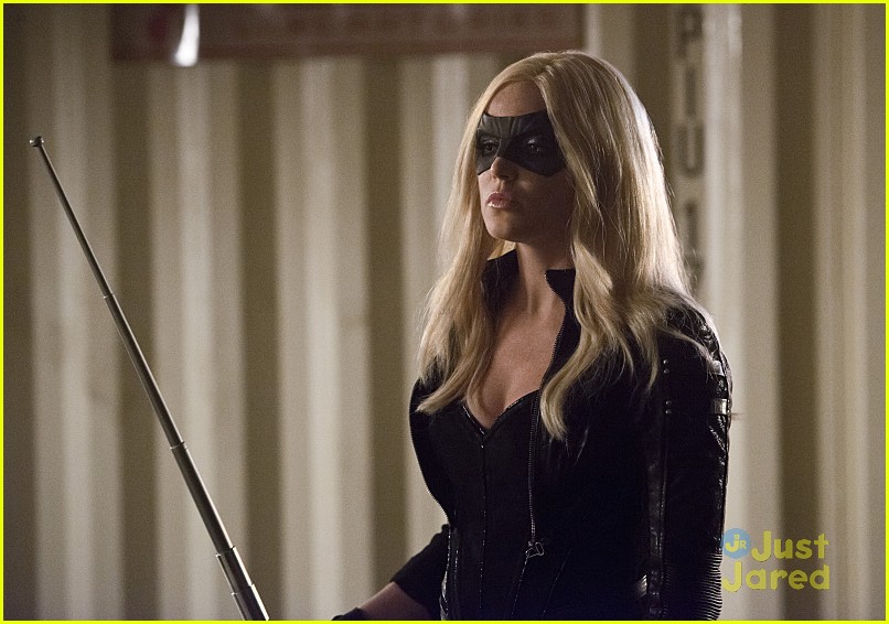 There Are Two Canaries On Tonight's 'Arrow' - See The Pics! | Photo ...