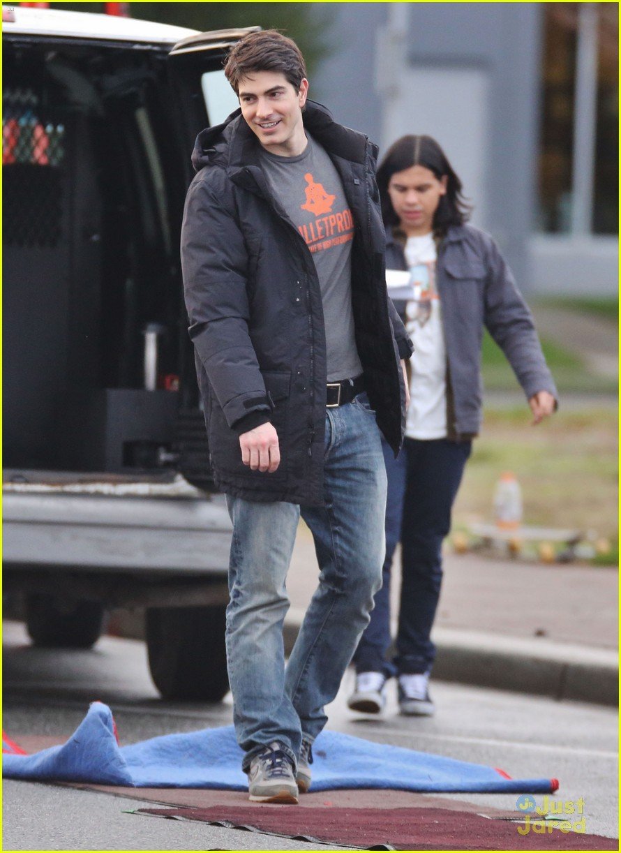 Brandon Routh Fits 'Atom' Suit Perfectly | Photo 774103 - Photo Gallery ...
