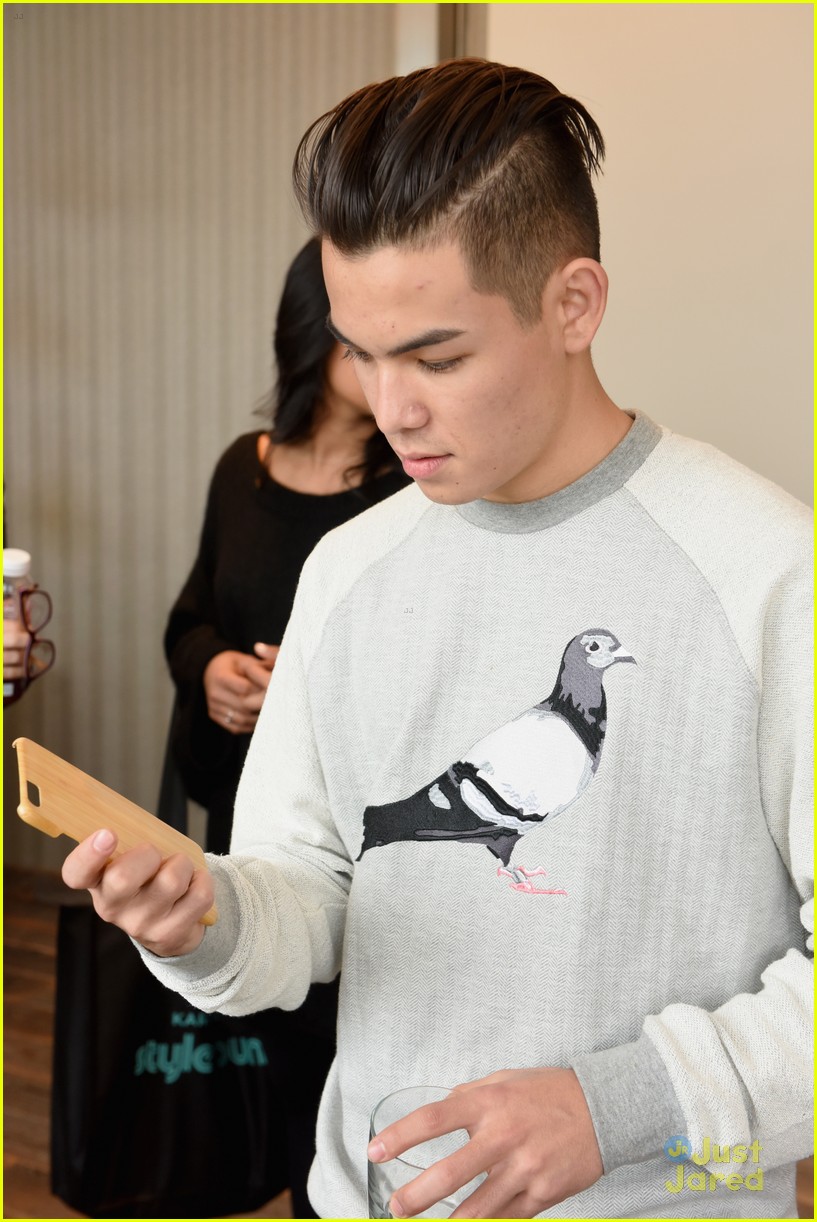 Ryan Potter Hits Up Gifting Suite Ahead of Oscars Tonight | Photo ...